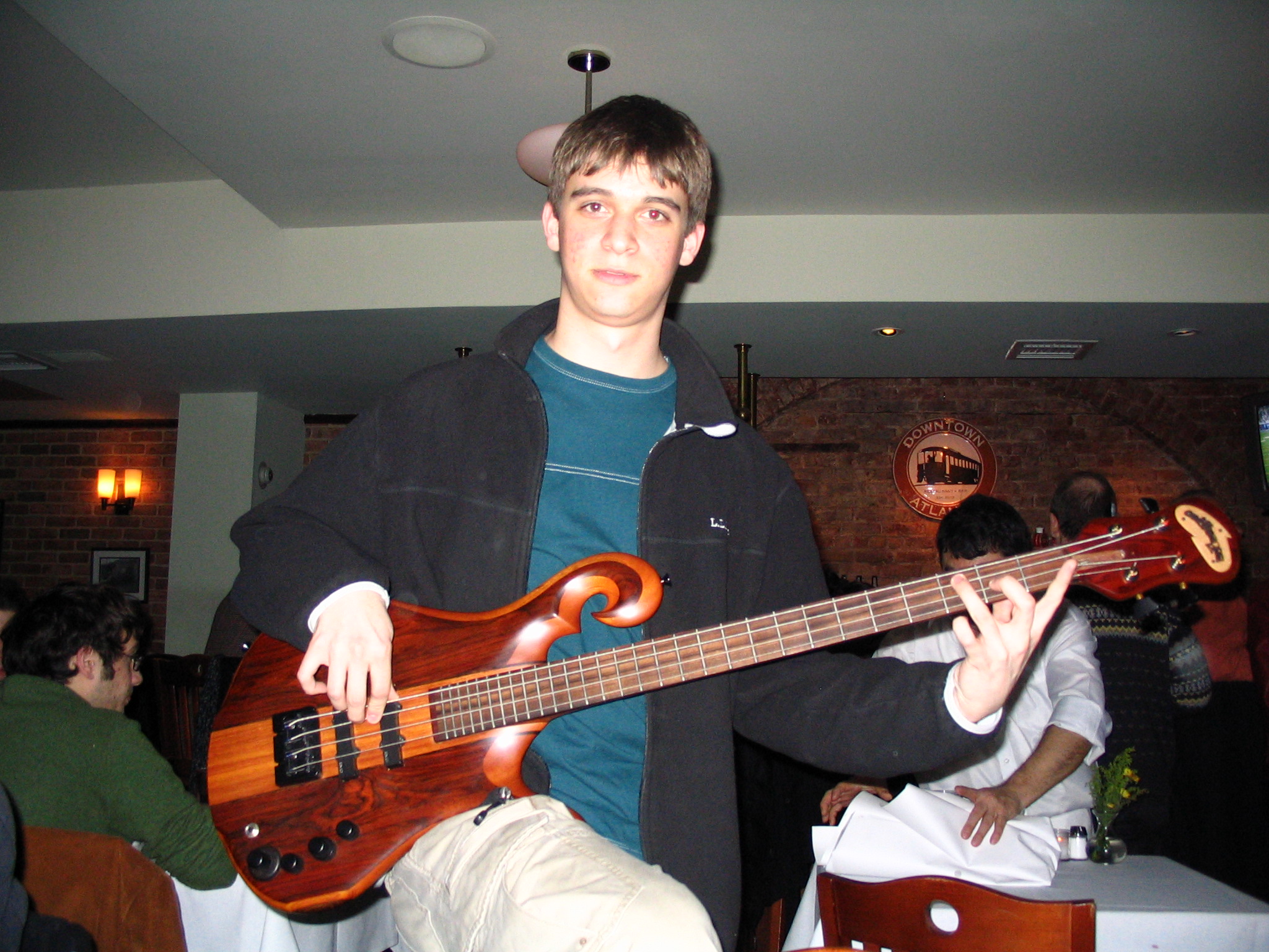 About Carl | Carl Thompson | Fine Handmade Instruments